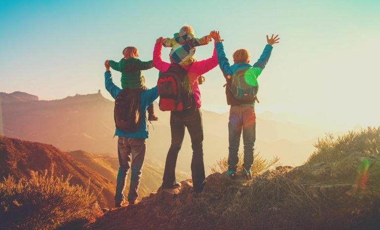 Why Do People Like Hiking? 11 Simple Reasons Why